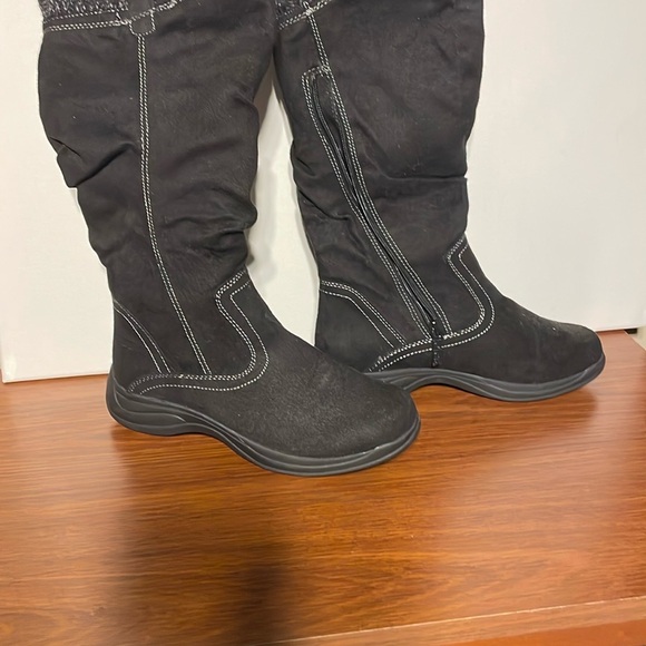totes | Shoes | Totes Black Winter Boots With Rubber Soles And Kneehigh ...